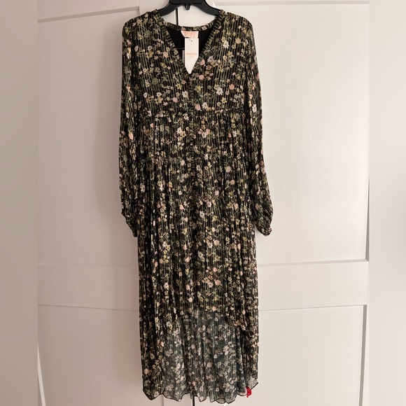 Rococo Sand | Dresses | Rococo Sand Dress | Poshmark